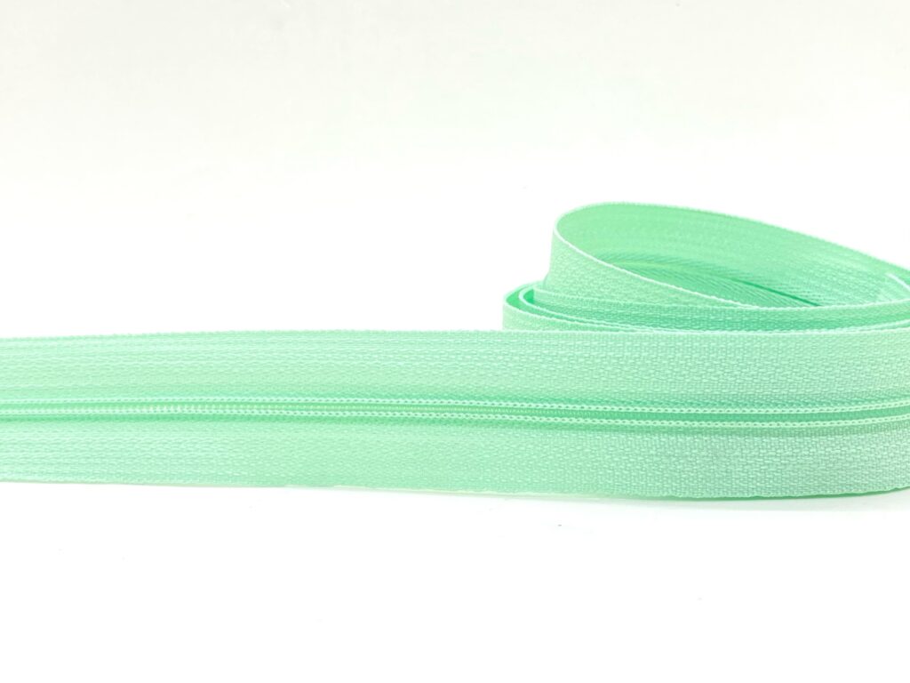 CIERRE POR METRO CADENA NYLON N3 (4mm) X 10m – Star Cierres