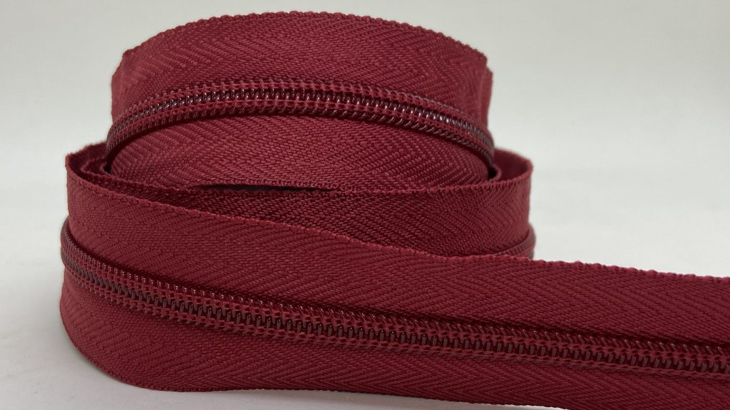 CIERRE POR METRO CADENA NYLON N5 (6mm) X 10m – Star Cierres